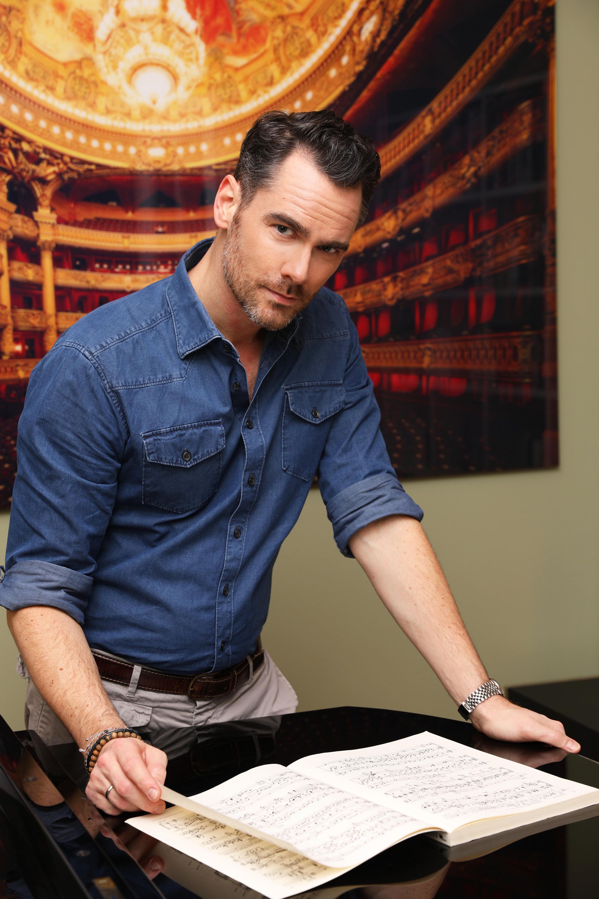 Photographer - Personalities - Alexander Geller - opera singer - Tati Zoom